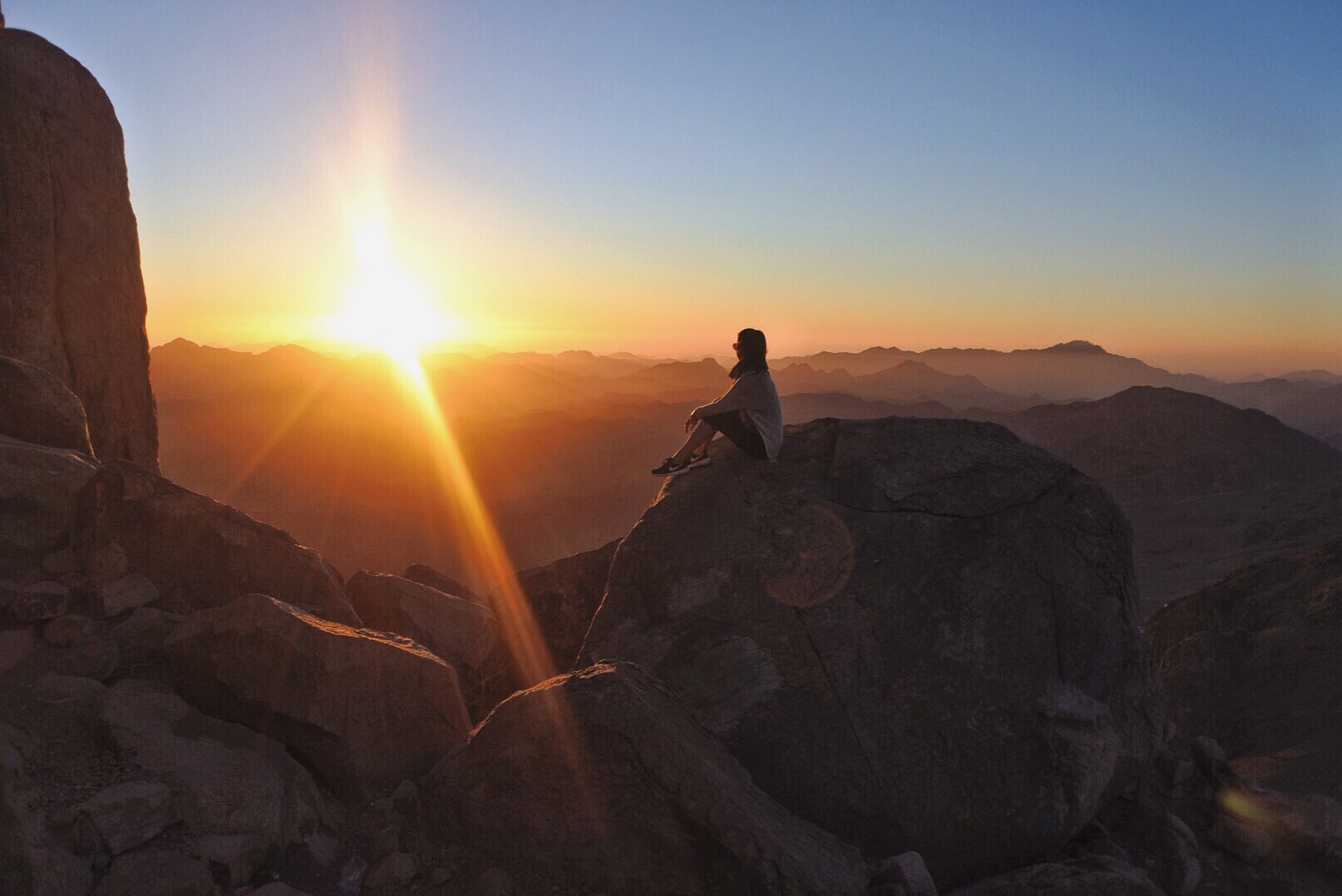 Jude Benhalim: Egypt | Sandra‘s Closet