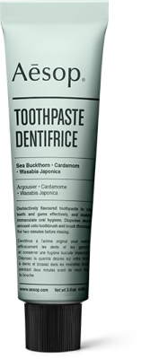 Lean Legs and White Teeth | Sandra‘s Closet