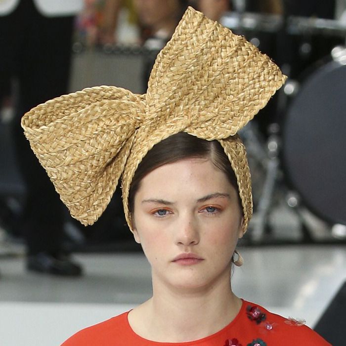 Trending S/S 2018: Statement Straw Hats | Sandra‘s Closet