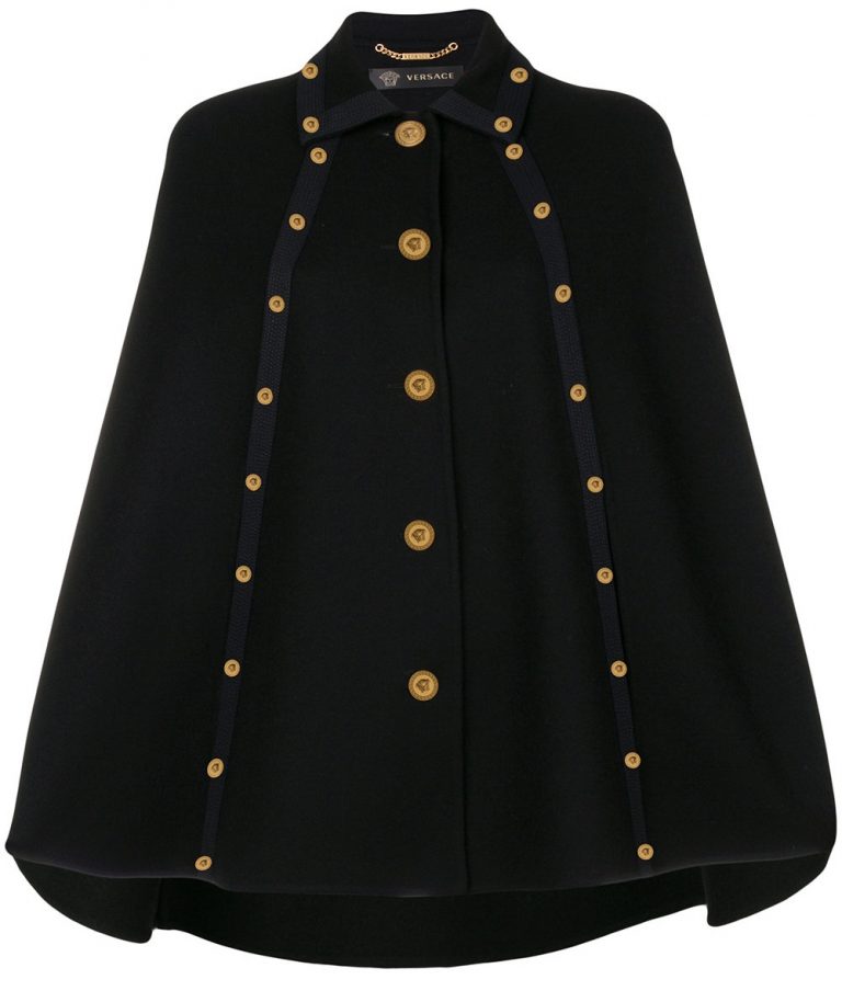The Perfect Black Cape | Sandra‘s Closet