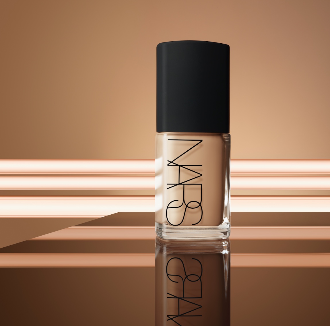 SHEER GLOW FOUNDATION | Sandra‘s Closet