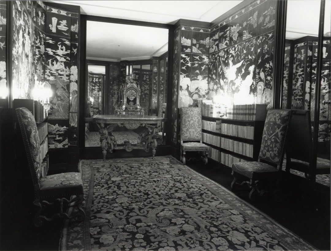 CHANEL Coromandel Parfum | Sandra‘s Closet