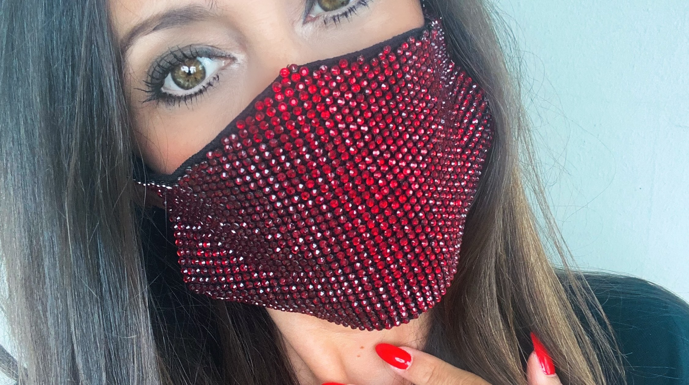 Ezgi Cinar – The New Normal Mask | Sandra‘s Closet