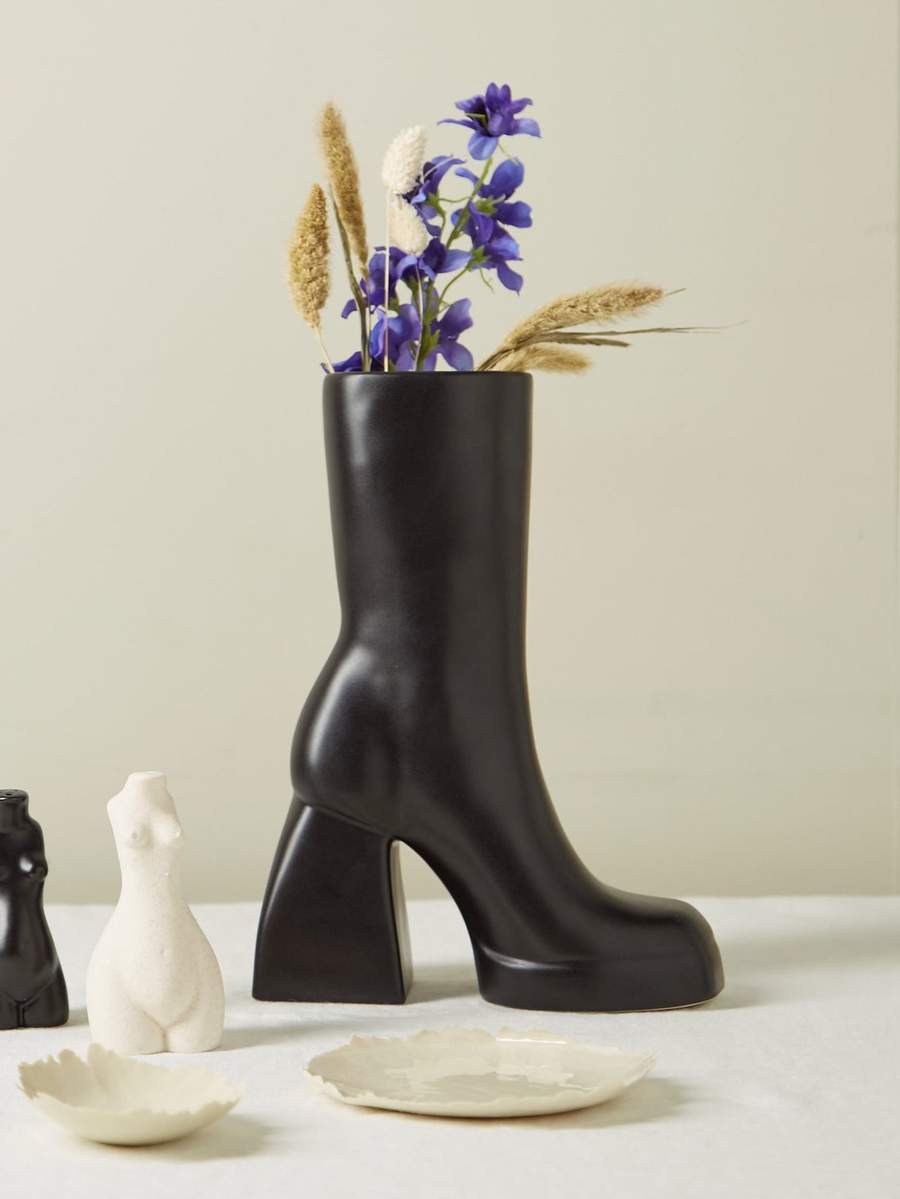 The Shoe Vase | Sandra‘s Closet