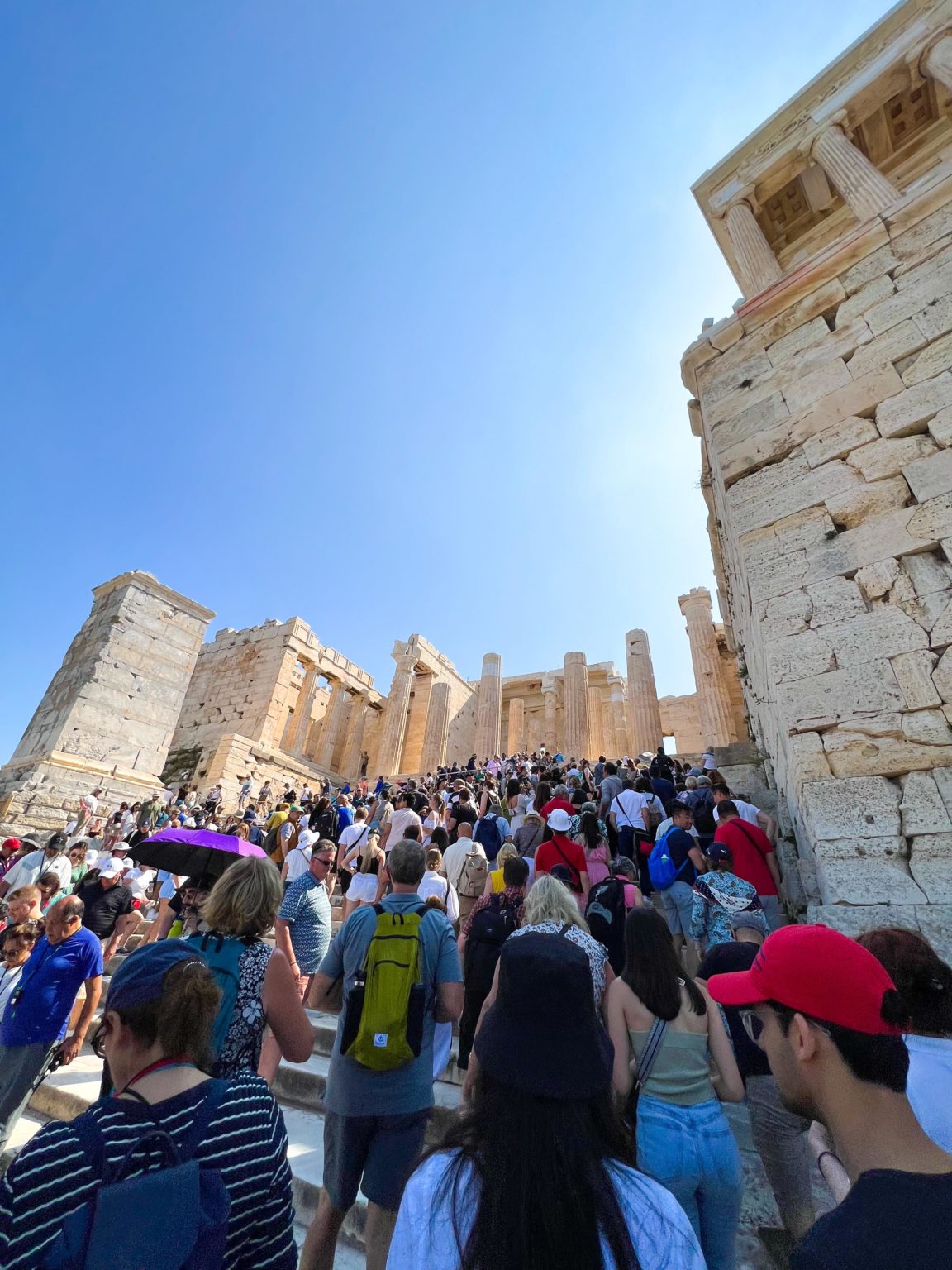 Visiting the Acropolis | Sandra‘s Closet