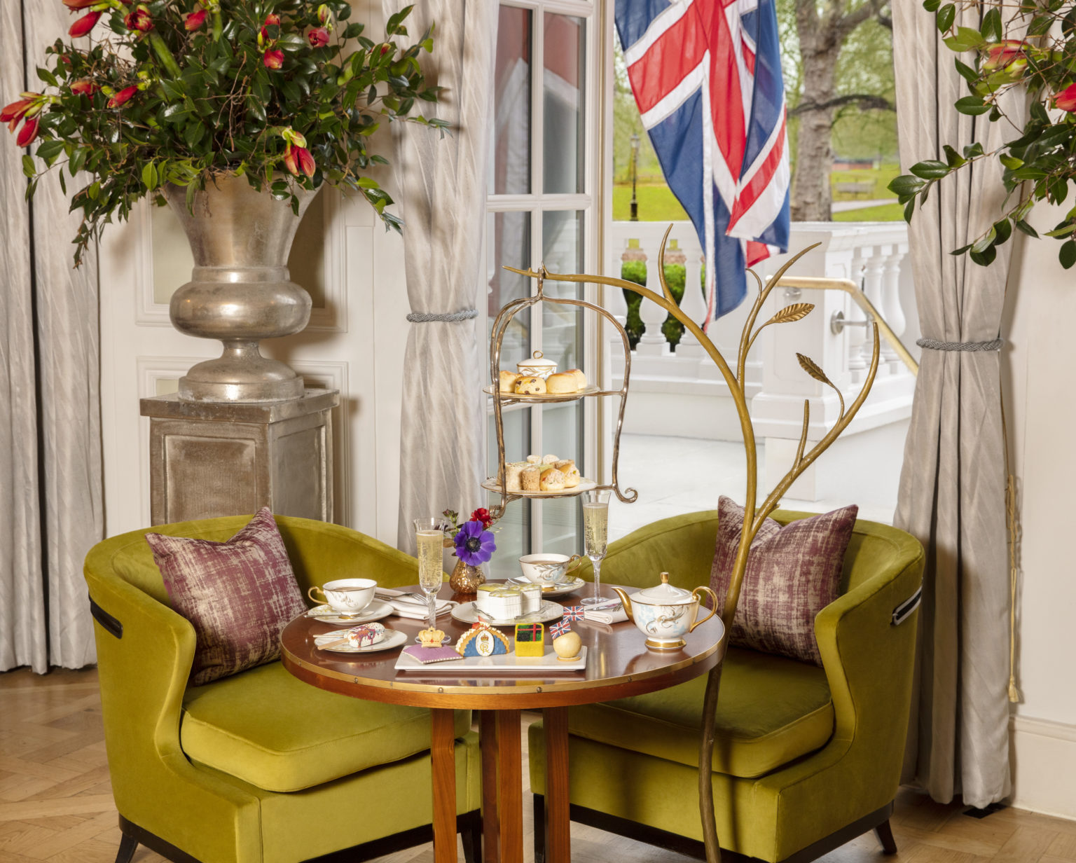 Coronation Afternoon Tea | Sandra‘s Closet