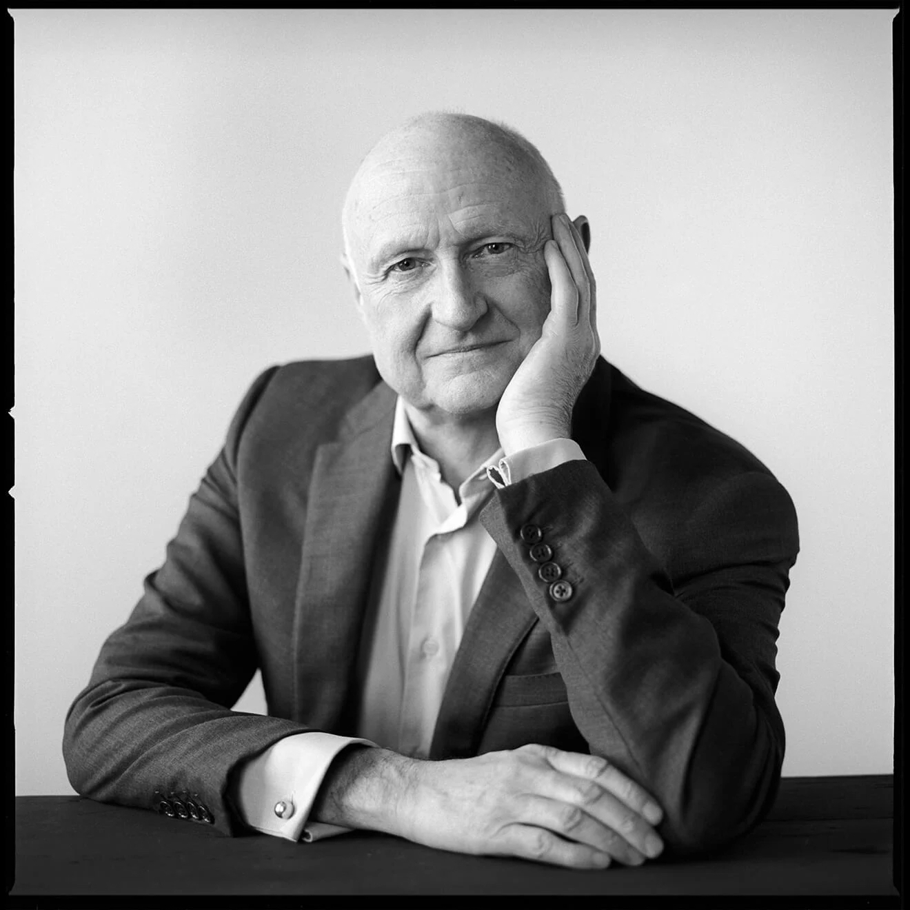 Dominique Ropion | Sandra‘s Closet